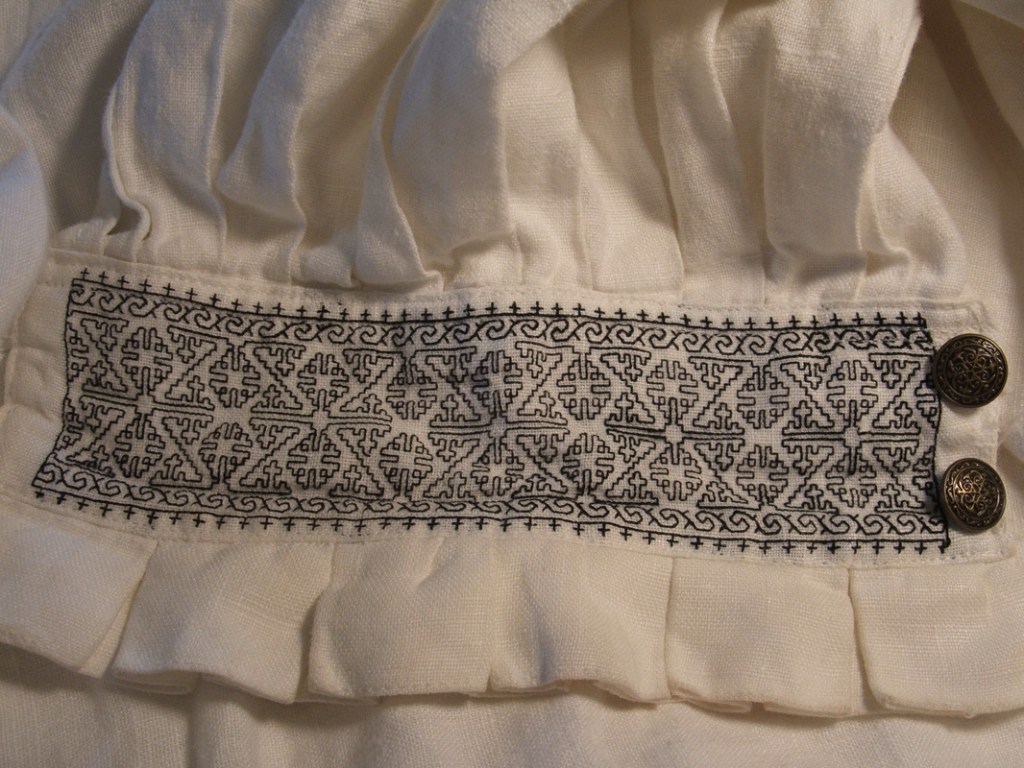 Vintage Sewing Library: Medieval Embroidery Inspirations – a word is ...